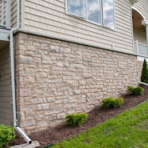 Harbor Springs - Natural Thin Stone Veneer | Quarry Mill