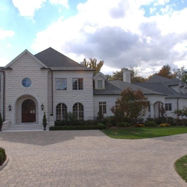 Snowcap - Premium True White Natural Stone Veneer | Quarry Mill