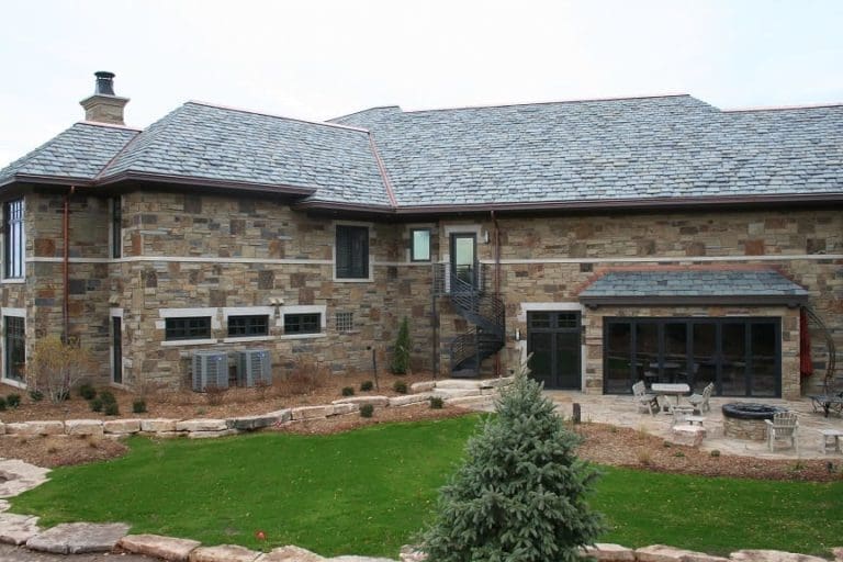 Charcoal Canyon, Kodiak, Mayfair Real Stone Veneer Exterior | Quarry Mill