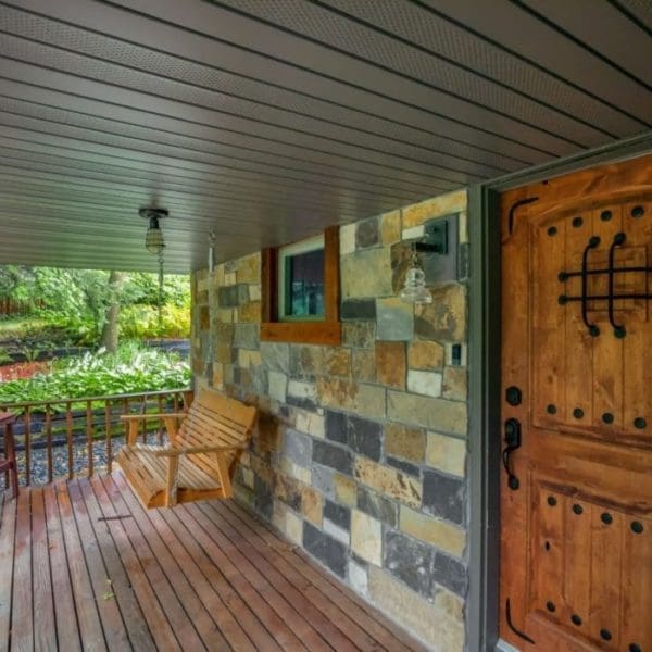 Potomac Blocky Castle Rock Style Natural Stone Veneer | Quarry Mill