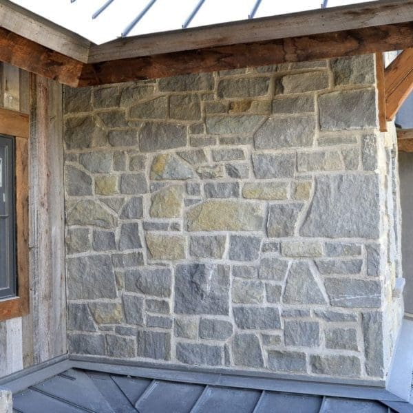 Charcoal Bluff - Natural Thin Stone Veneer | Quarry Mill