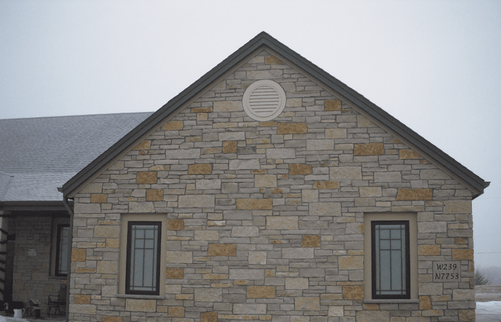 Evanston Natural Limestone Thin Veneer Exterior | Quarry Mill