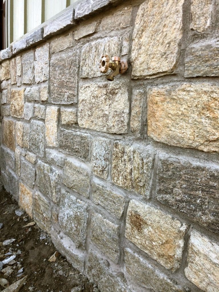 Reedley Granite Castle Rock-Style Real Thin Stone Veneer Exterior ...