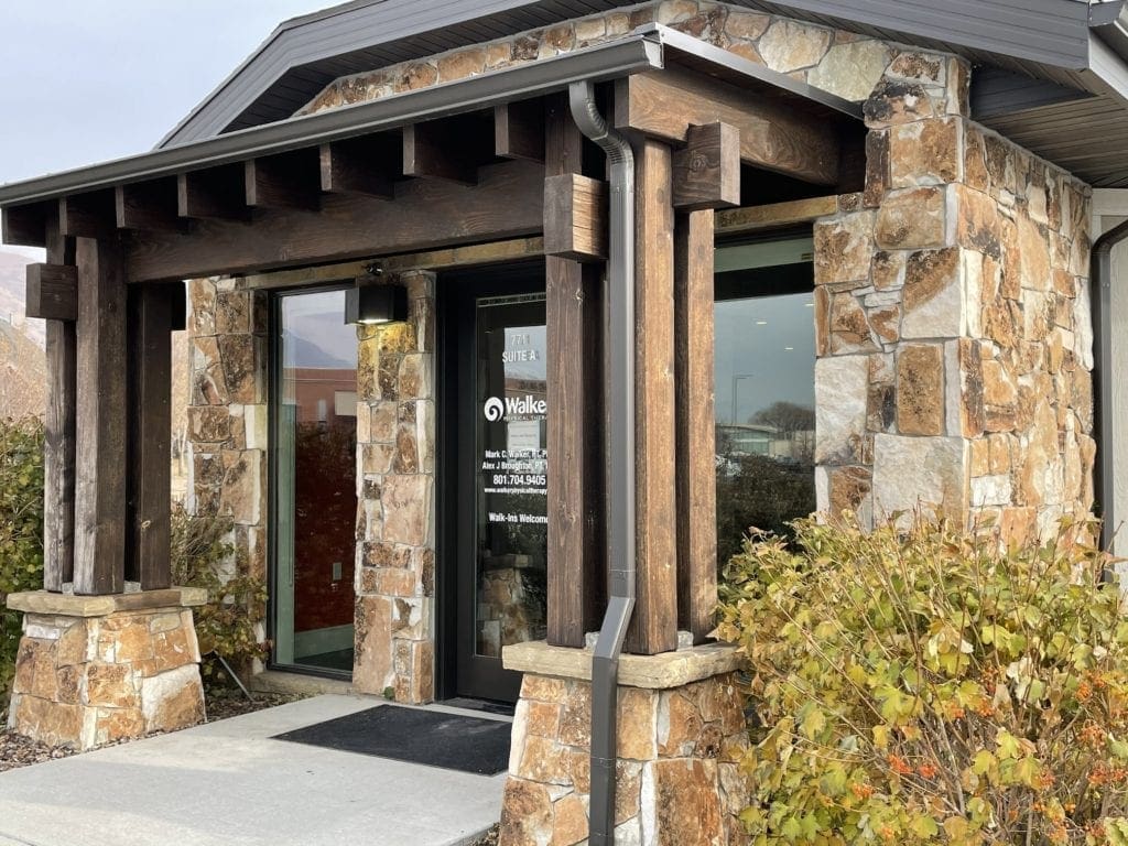 Carson Pass Real Stone Veneer Commercial Front Entrance | Quarry Mill
