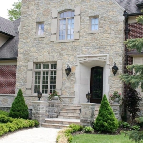 Chateau Tumbled Natural Limestone Thin Veneer Blend | Quarry Mill