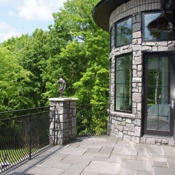 Monroe Castle Rock Style Natural Granite Thin Veneer | Quarry Mill