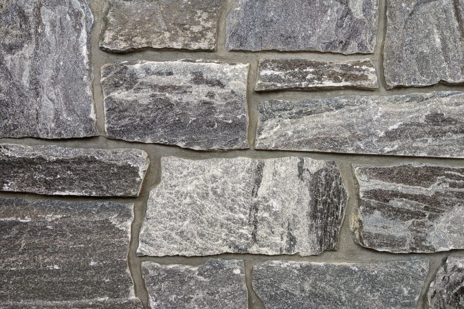 Monroe Castle Rock Style Natural Granite Thin Veneer | Quarry Mill