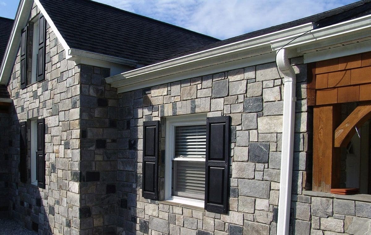 Carlisle Two Tone Castle Rock Style Thin Stone Veneer | Quarry Mill