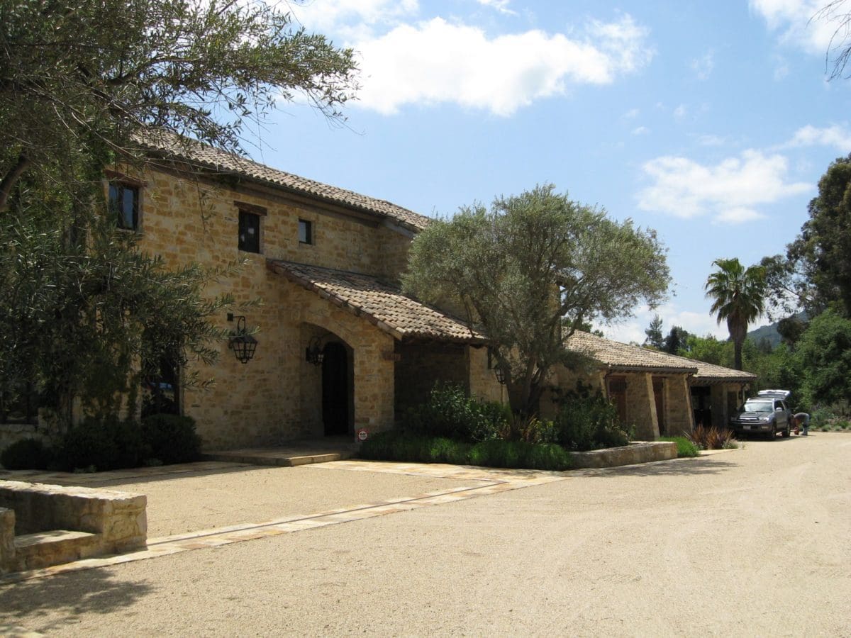 Monaco Mediterranean Webwall Real Stone Veneer | Quarry Mill