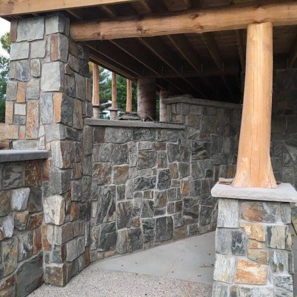 Rochester Multicolored Castle Rock Style Natural Stone Veneer | Quarry Mill