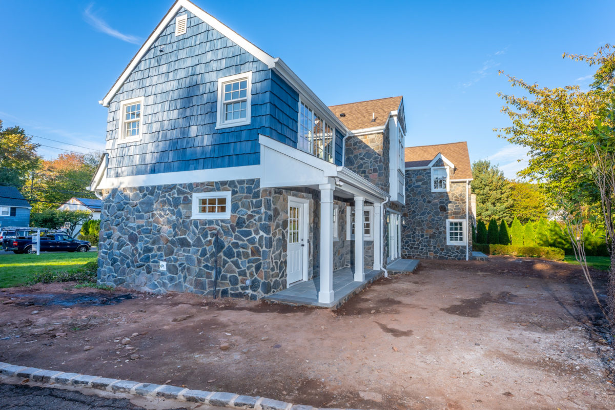 Kenai Grey Basalt Mosaic Style Real Stone Veneer | Quarry Mill