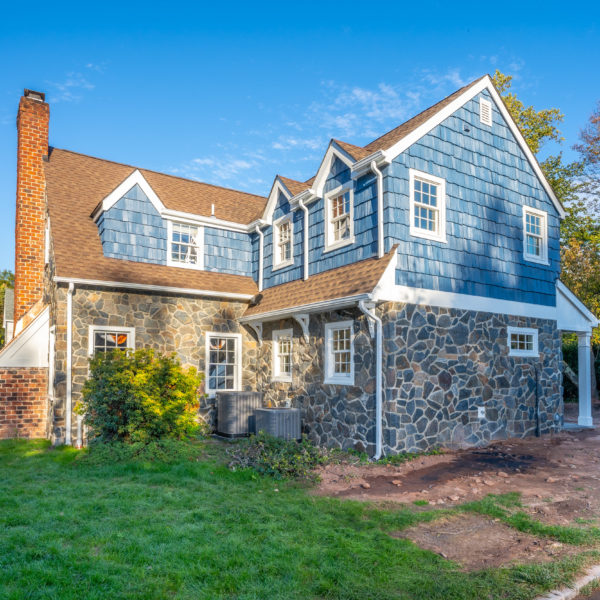 Kenai Grey Basalt Mosaic Style Real Stone Veneer | Quarry Mill