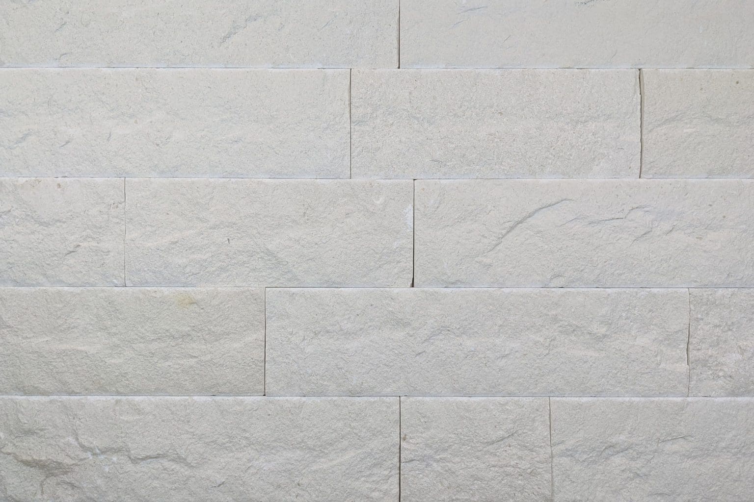 Country Snow Modern White Natural Thin Cut Stone Veneer | Quarry Mill