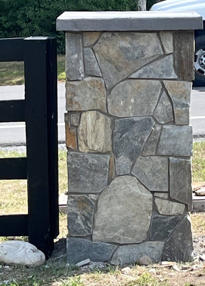 Shoreline Mosaic Natural Thin Stone Veneer Fence Pillar - Natural Thin ...