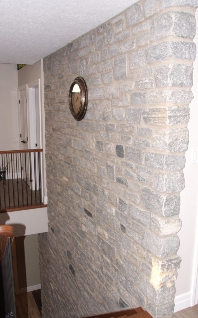 Seaside Classic Tumbled Granite Thin Stone Veneer | Quarry Mill
