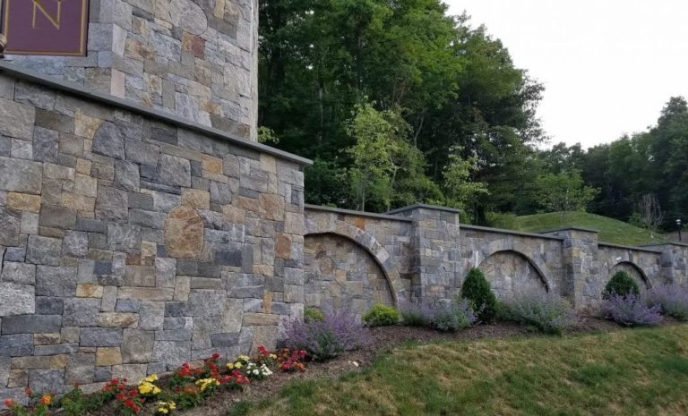 Salem Real Thin Stone Veneer Commercial Landscape Wall | Quarry Mill