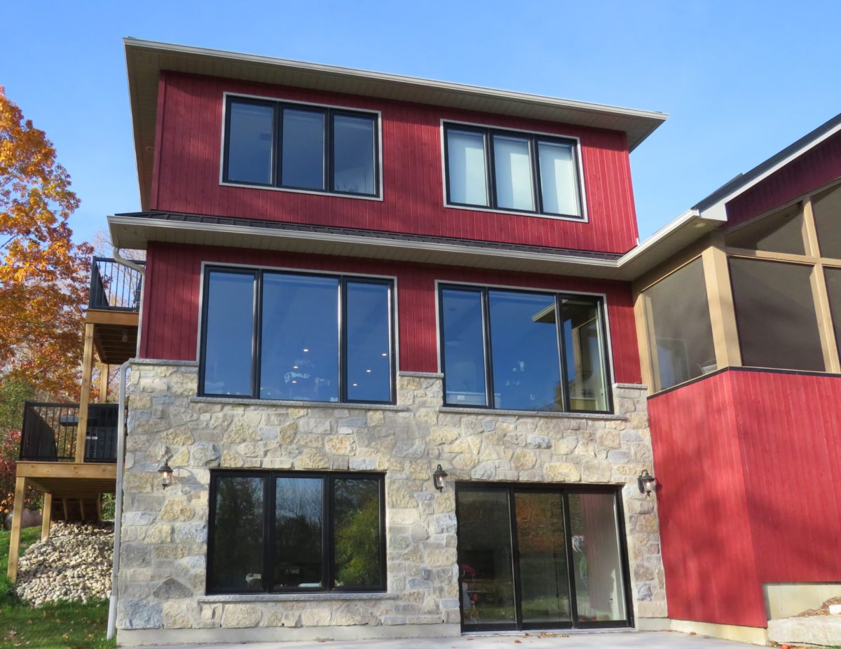 Red Lake House with Chateau Real Thin Stone Veneer Exterior | Quarry Mill
