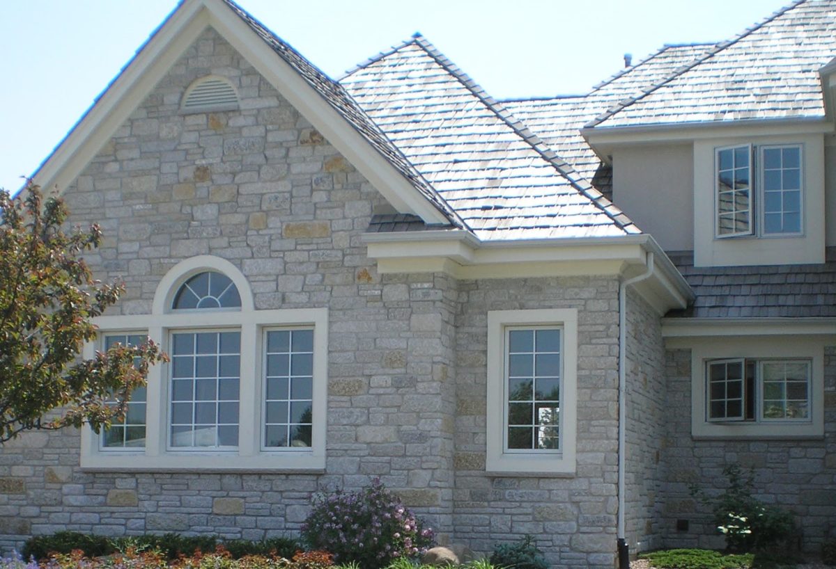 Heidelberg Tumbled Natural Thin Veneer Exterior with Custom Heights ...