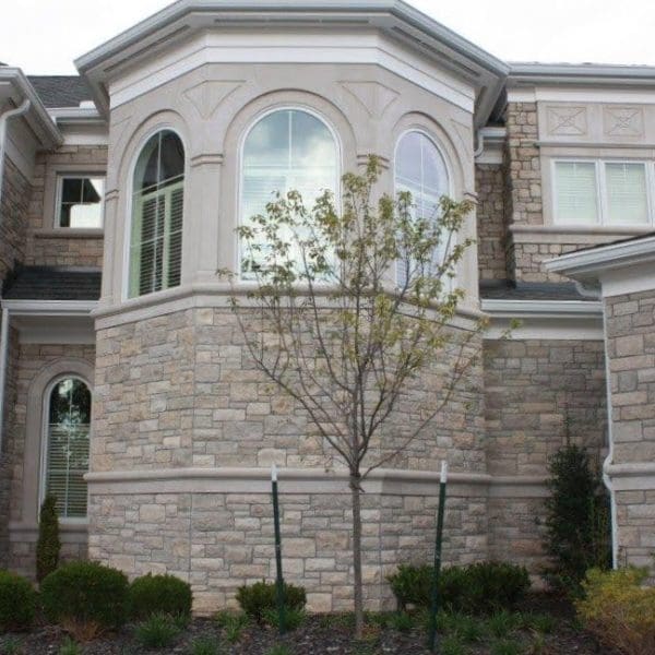 Chalet Natural Tumbled Limestone Thin Veneer | Quarry Mill