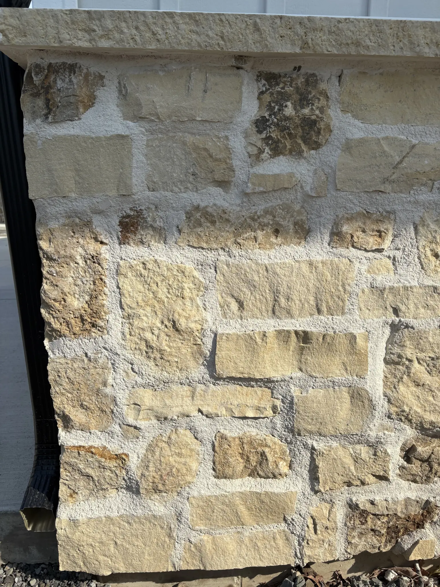 Mojave Real Limestone Thin Veneer Exterior Siding | Quarry Mill
