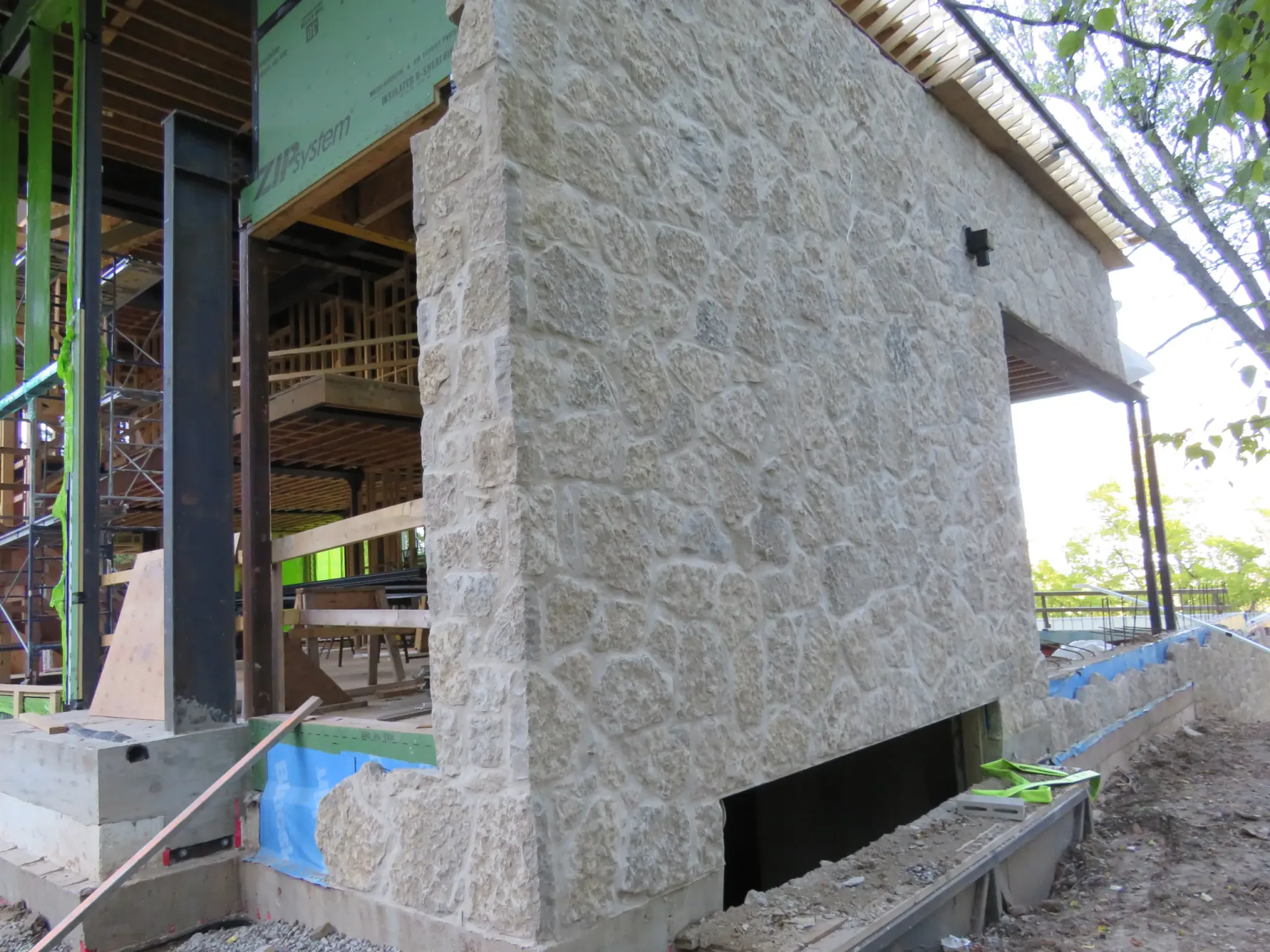 Tumbled Lucca Real Stone Full Veneer Installation | Quarry Mill